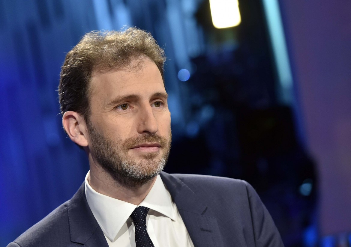 Casaleggio ergo «Sum», nello specchio 5 Stelle tutto si tiene | il ... Casaleggio ergo «Sum», nello specchio 5 Stelle tutto si tiene | il ...