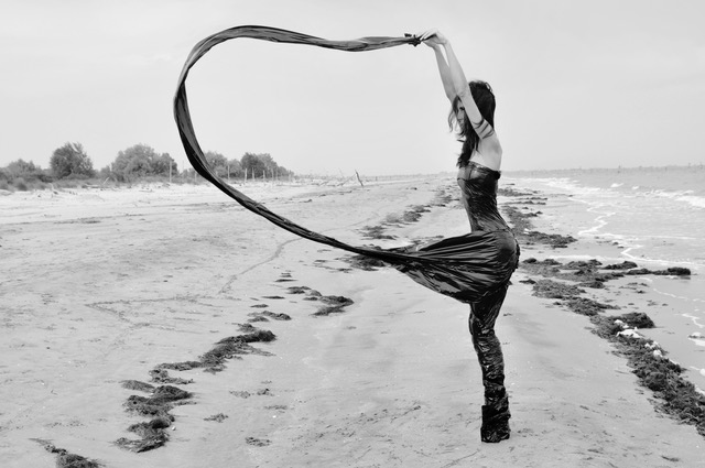 Esplorazioni mentali e liriche per Dagger Moth | il manifesto