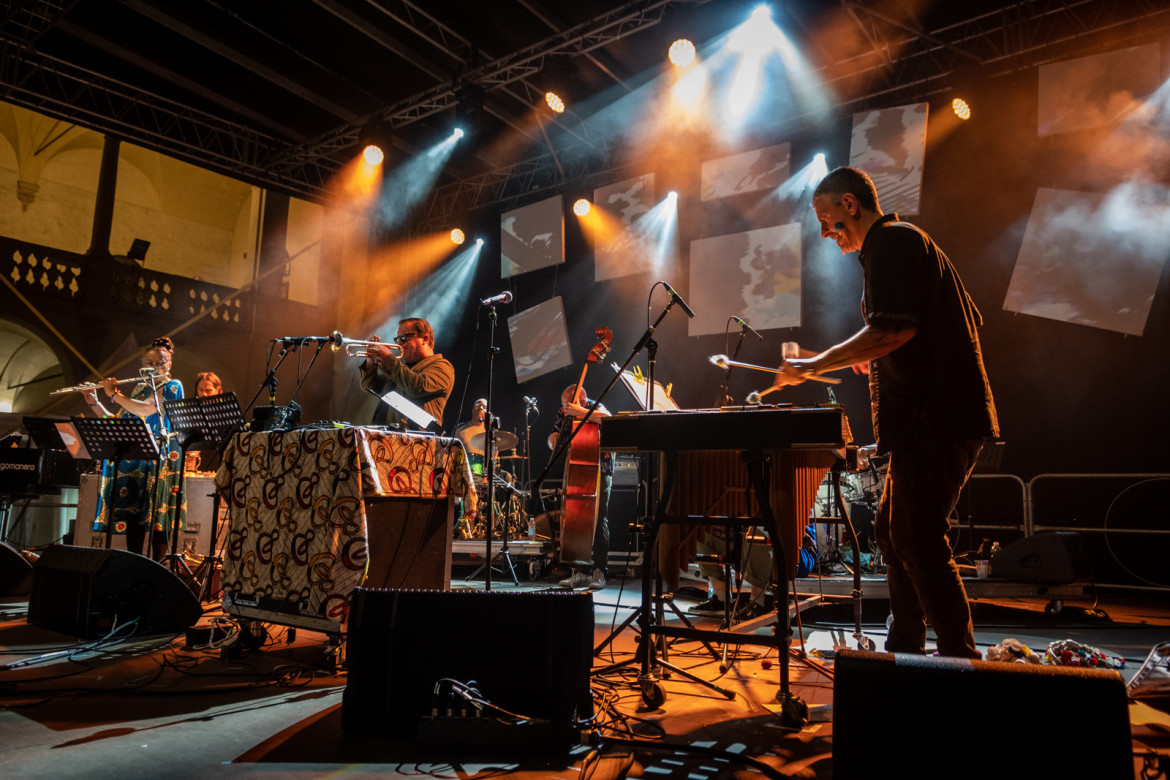 Exploding Star Orchestra, il tempo reale della creazione | il manifesto