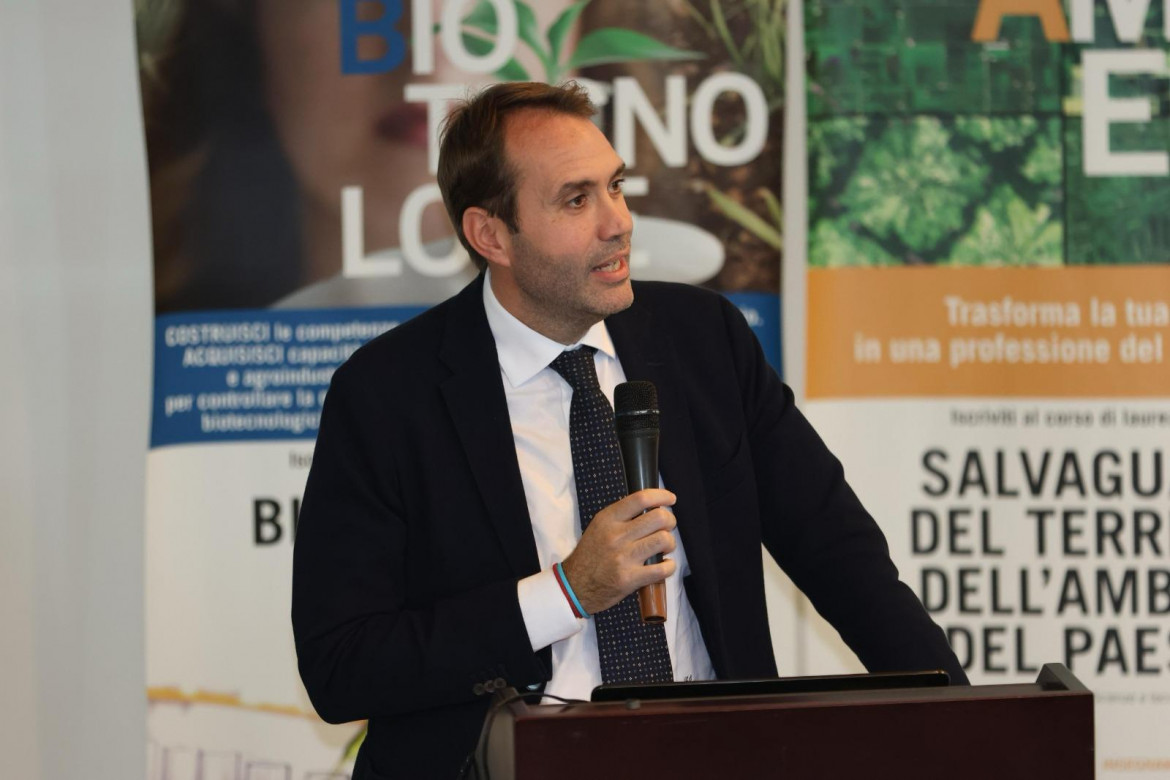 Voto di scambio e corruzione, bufera sulla Lega in Regione Sicilia | il ...