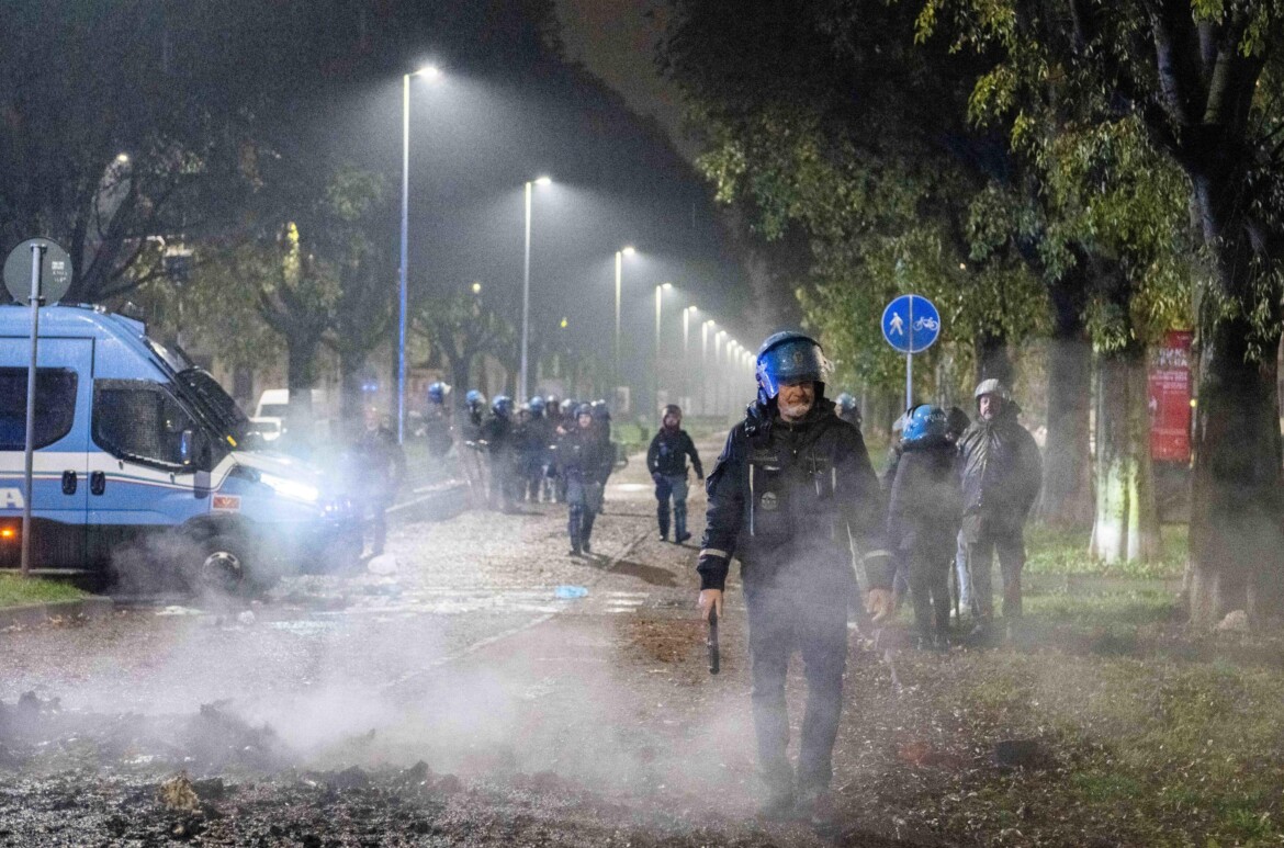Corvetto, le indagini sul carabiniere placano le violenze | il manifesto