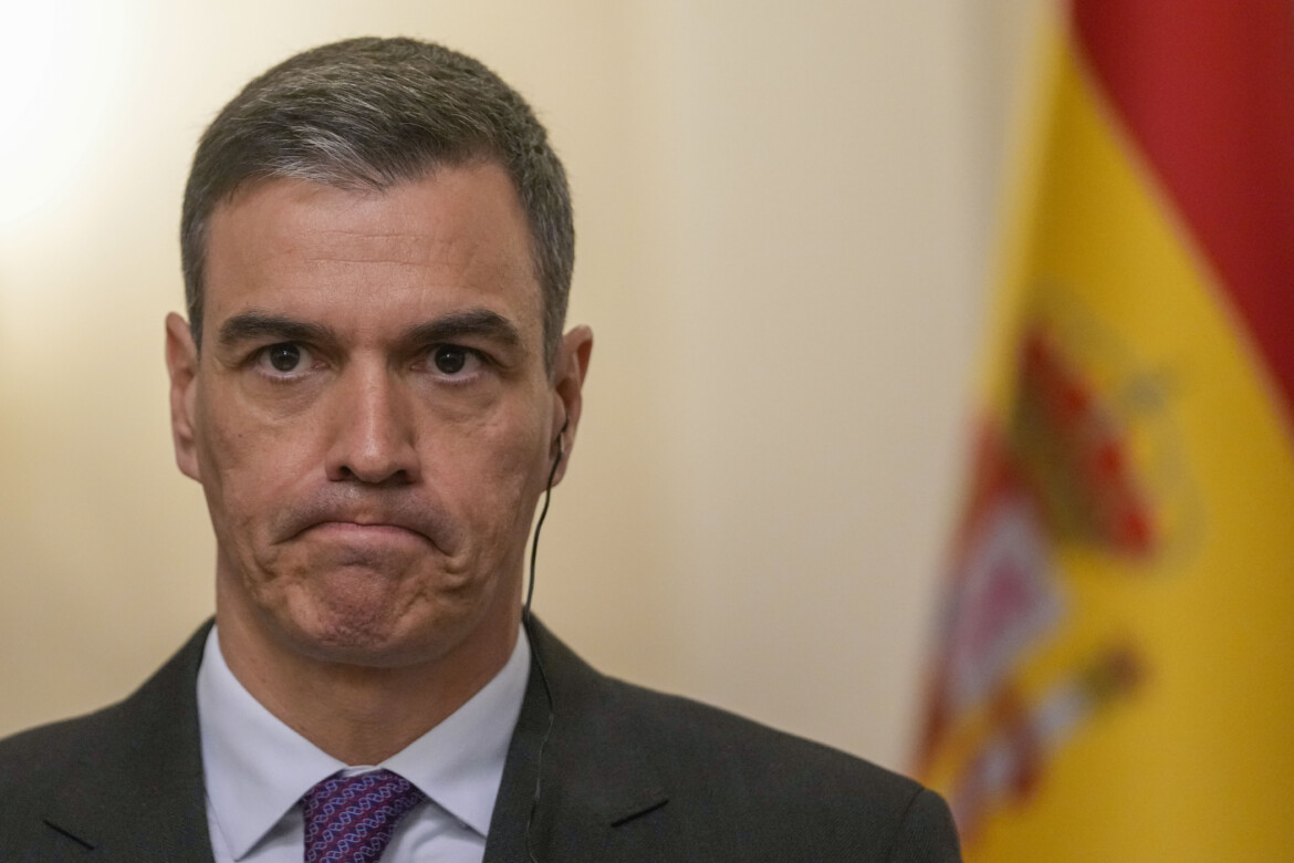 La settimana di passione di Pedro Sánchez | il manifesto