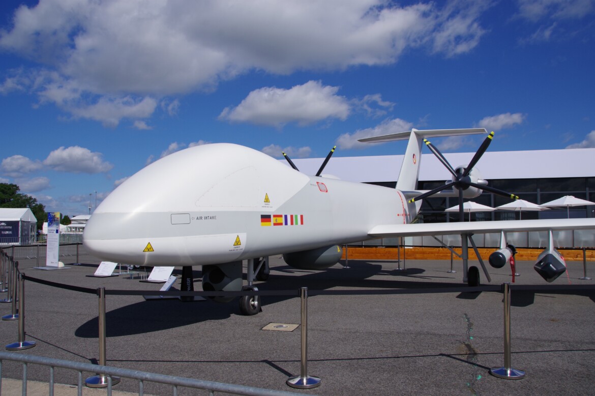 L’Eurodrone fa passi avanti, inaugurato il sito di assemblaggio in ...