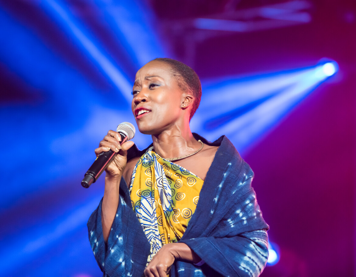 Rokia Traoré: «la vita cambia radicalmente quando perdi la libertà ...